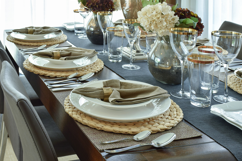How to Create a Beautiful Tablescape for Your Dinner Parties - Home ...